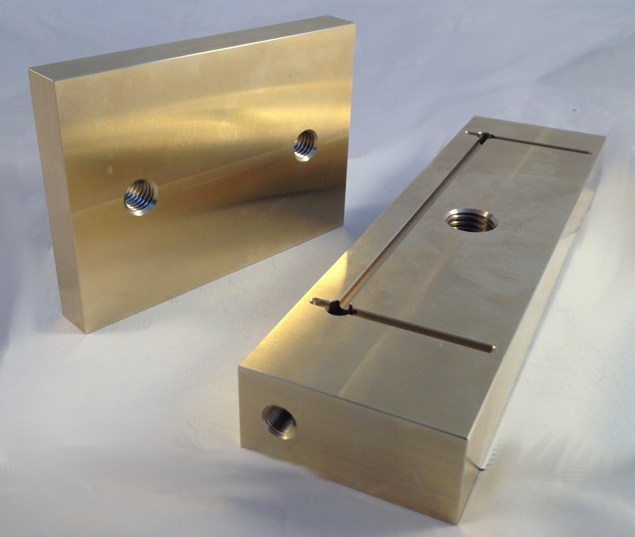 Bronze Wear Plate | National Bronze Manufacturing